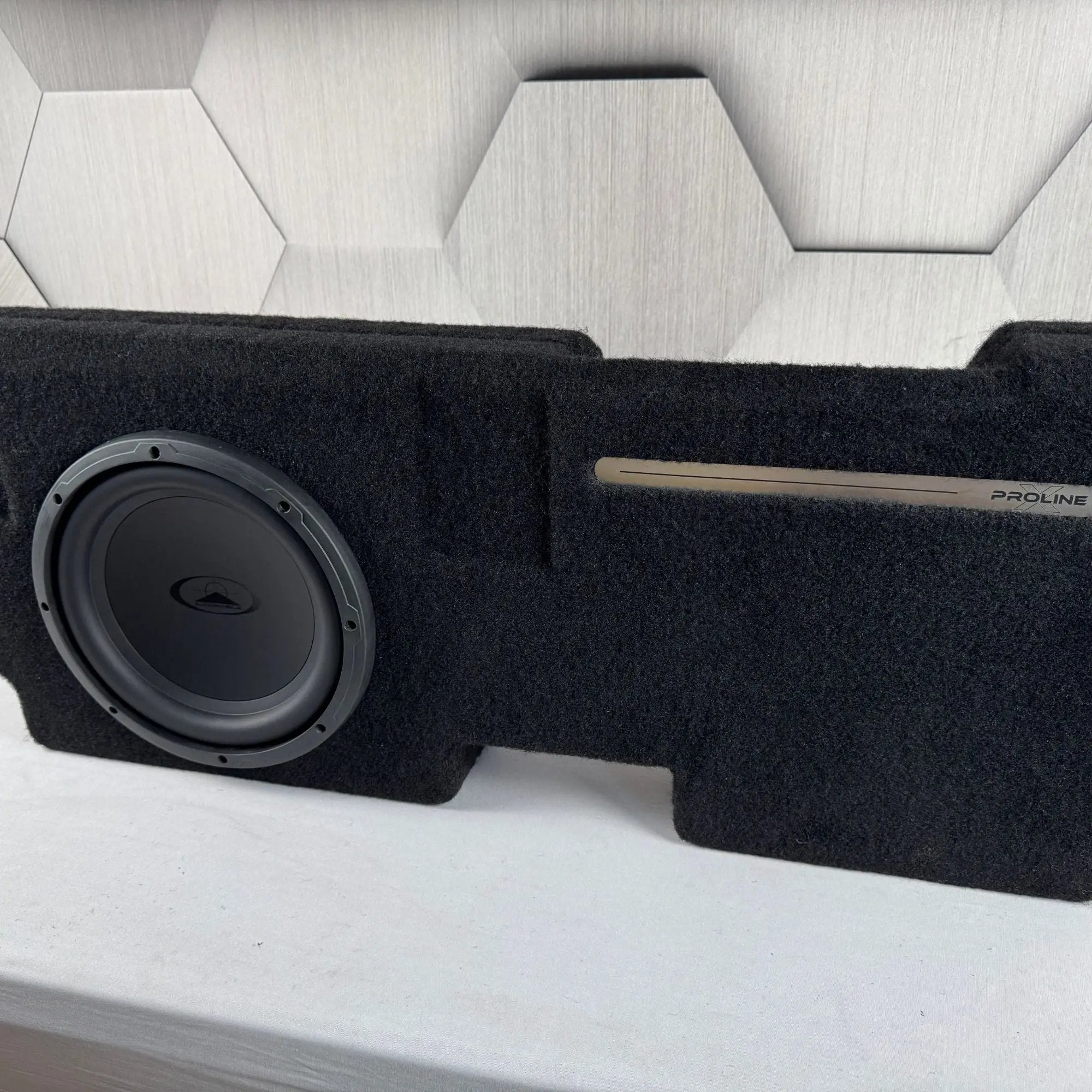 Ford F-150/F-250 Loaded Subwoofer Enclosure – Audiomobile Evo 2410